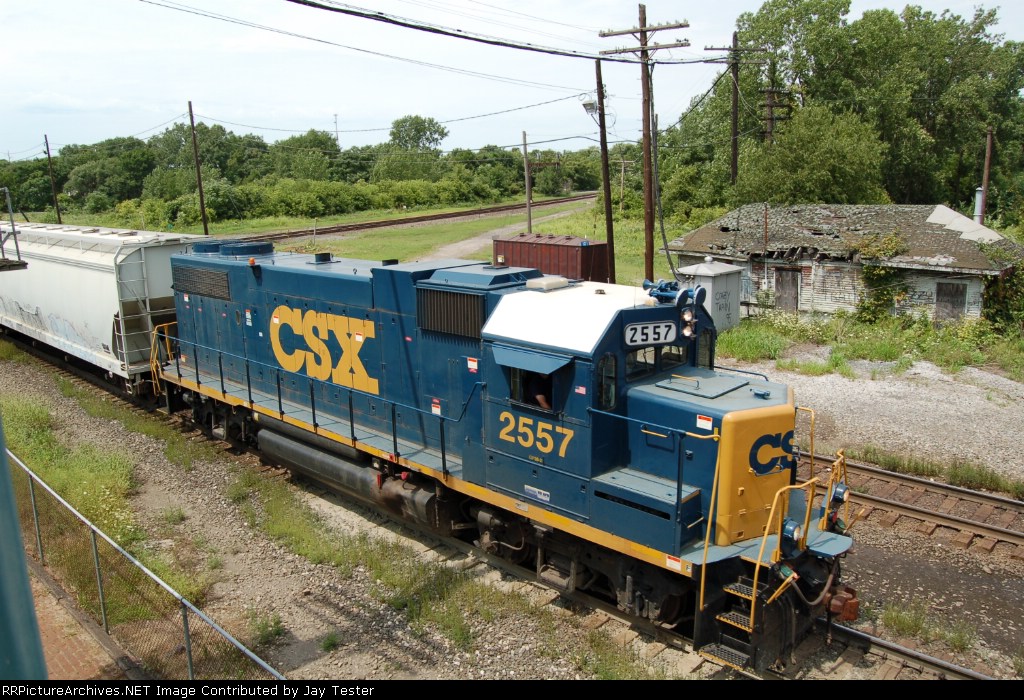CSX 2557
